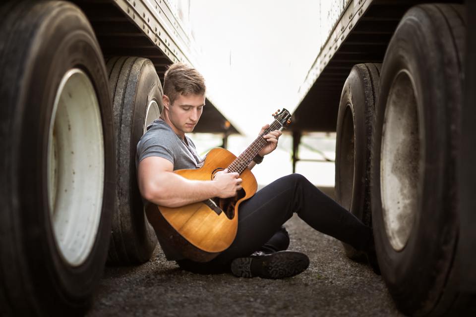 Kyle Thomas is the Sound of Soul that Will Tug on Your Heartstrings in ...