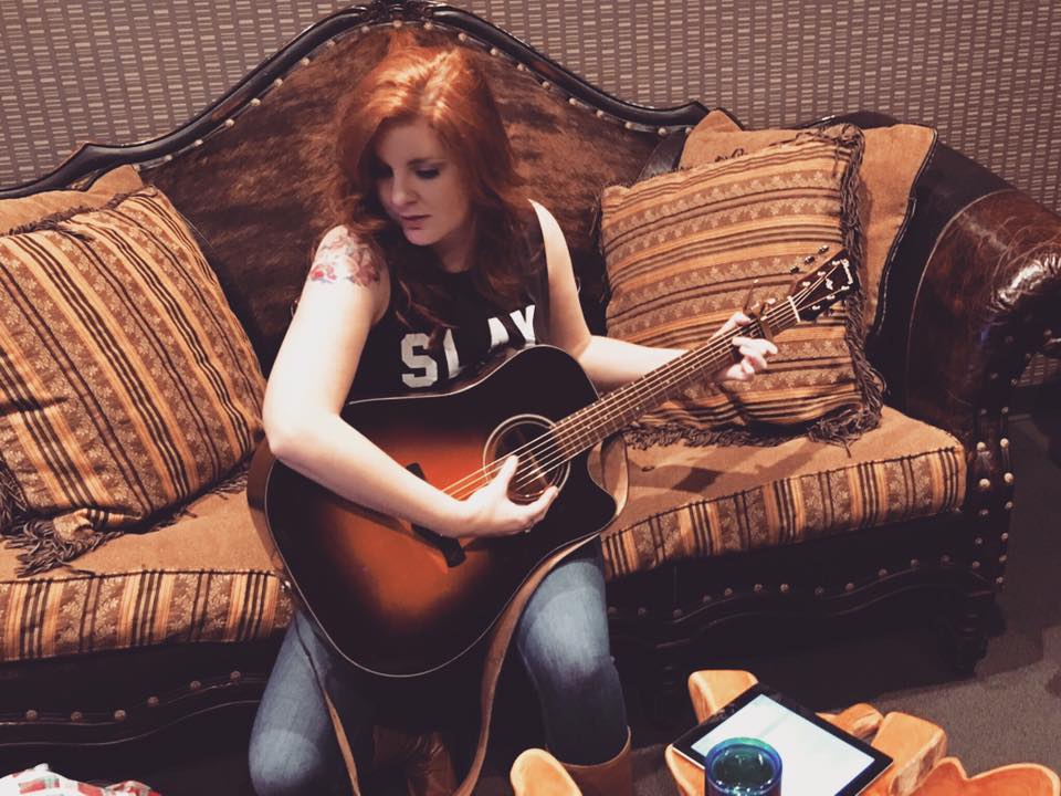Come Find Camille Rae in Music City – Farm Girl With Curls