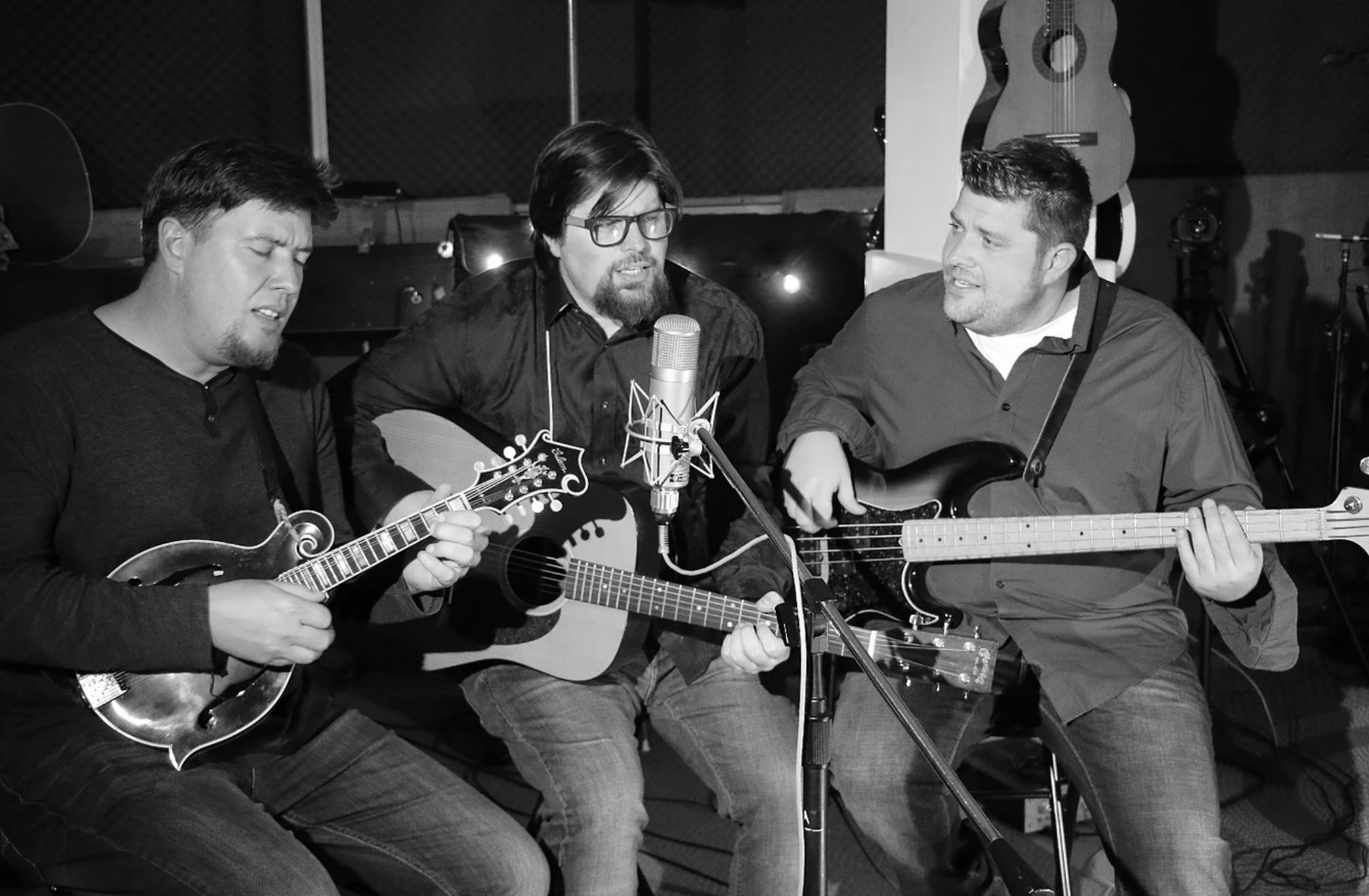 The Harmonic Vocal Blends of Flat River Band Will Have You Slapping ...
